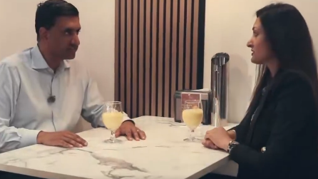 'Indian-American endorsing a Pakistani-American' In US | Gujarat Samachar